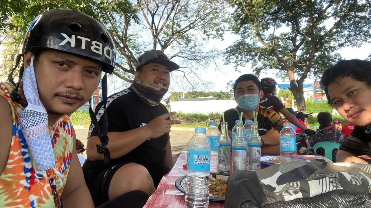 Neopolitan, Fairview QC | Bike with Mike - YouTube