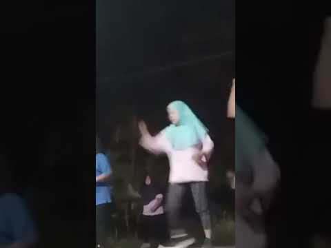 Emak emak cantik senam - YouTube