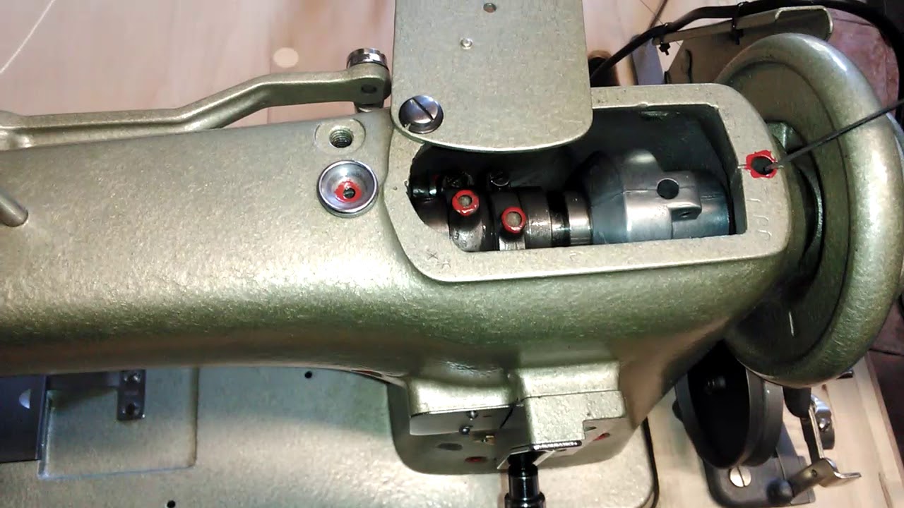 Pfaff 141 MSCR - Huilage supérieur - Top oiling (Max & Shed) - YouTube