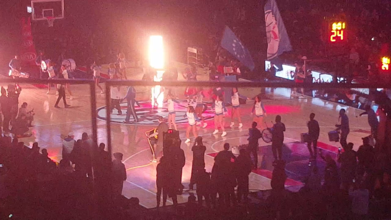 Sixers Halftime Concert Series Biz Markie - YouTube