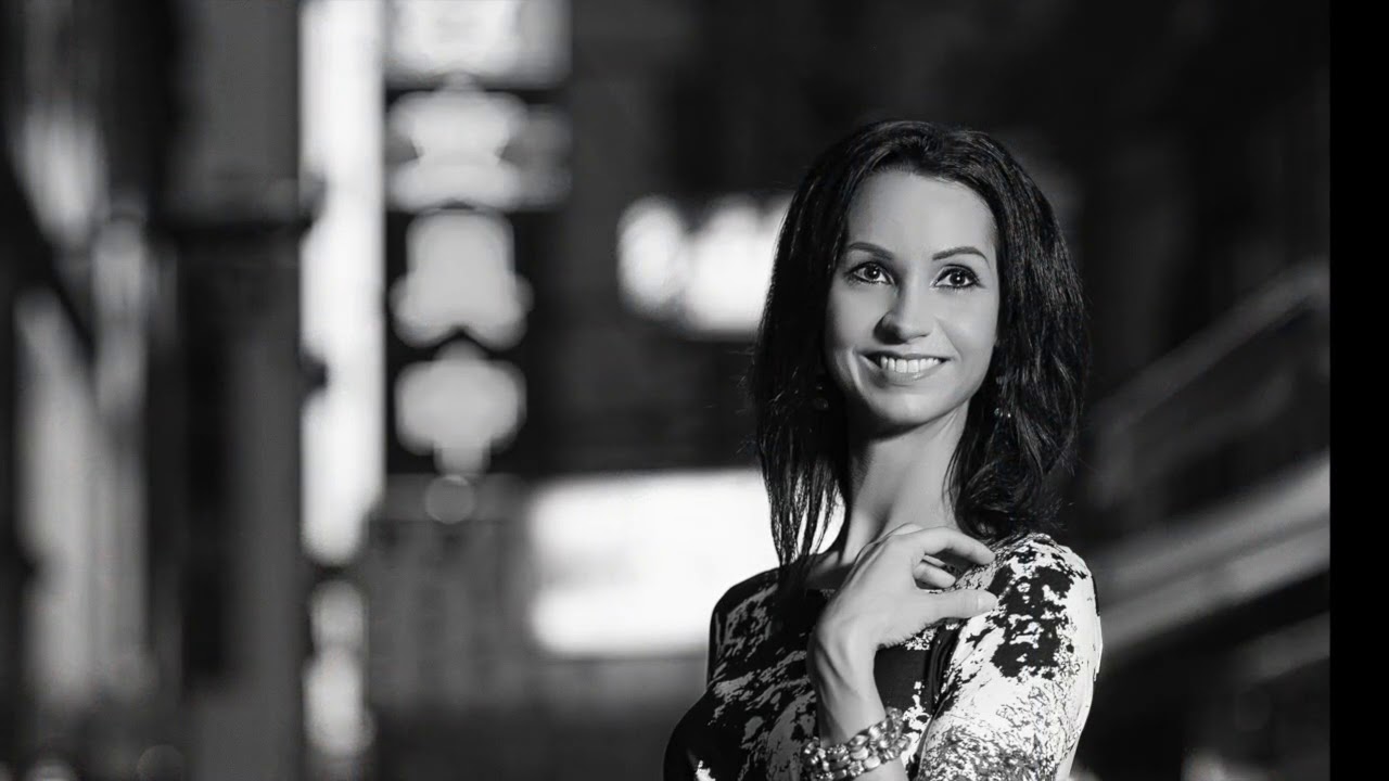 Megan Lewis - Chanson D'enfance (Aspects of Love) - YouTube