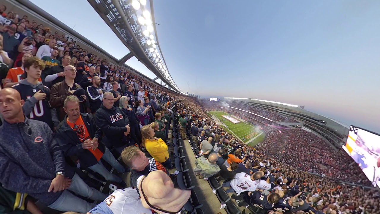 Soldier Field at its finest - YouTube