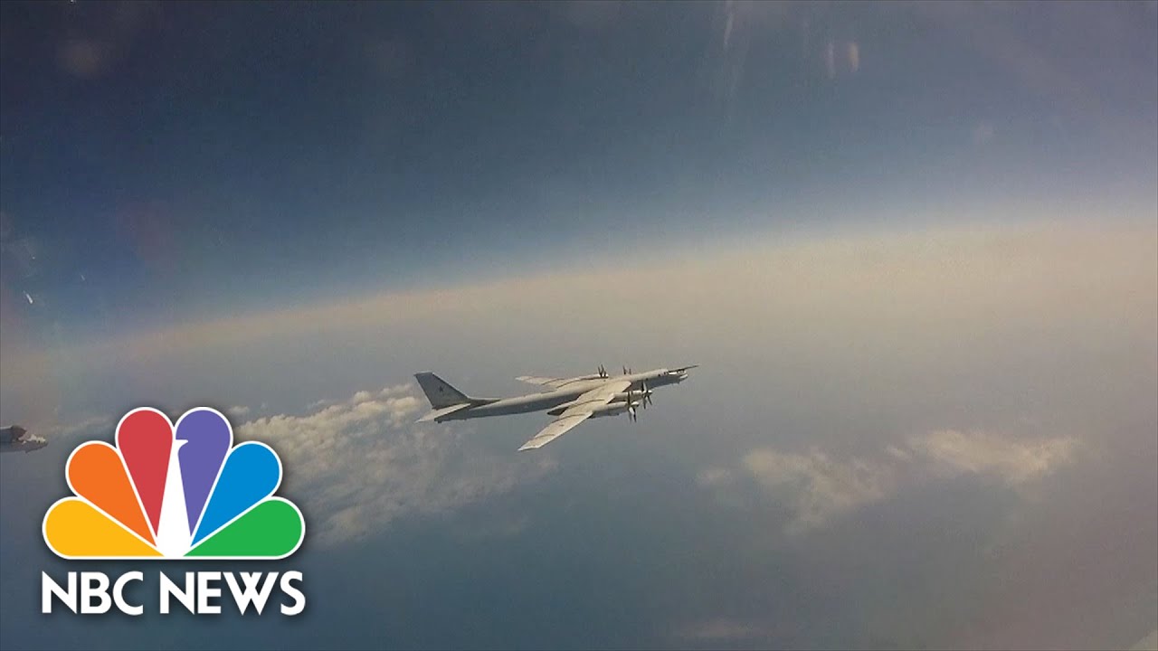 Russian And Chinese Bombers Fly Joint Mission Over Asia-Pacific - YouTube