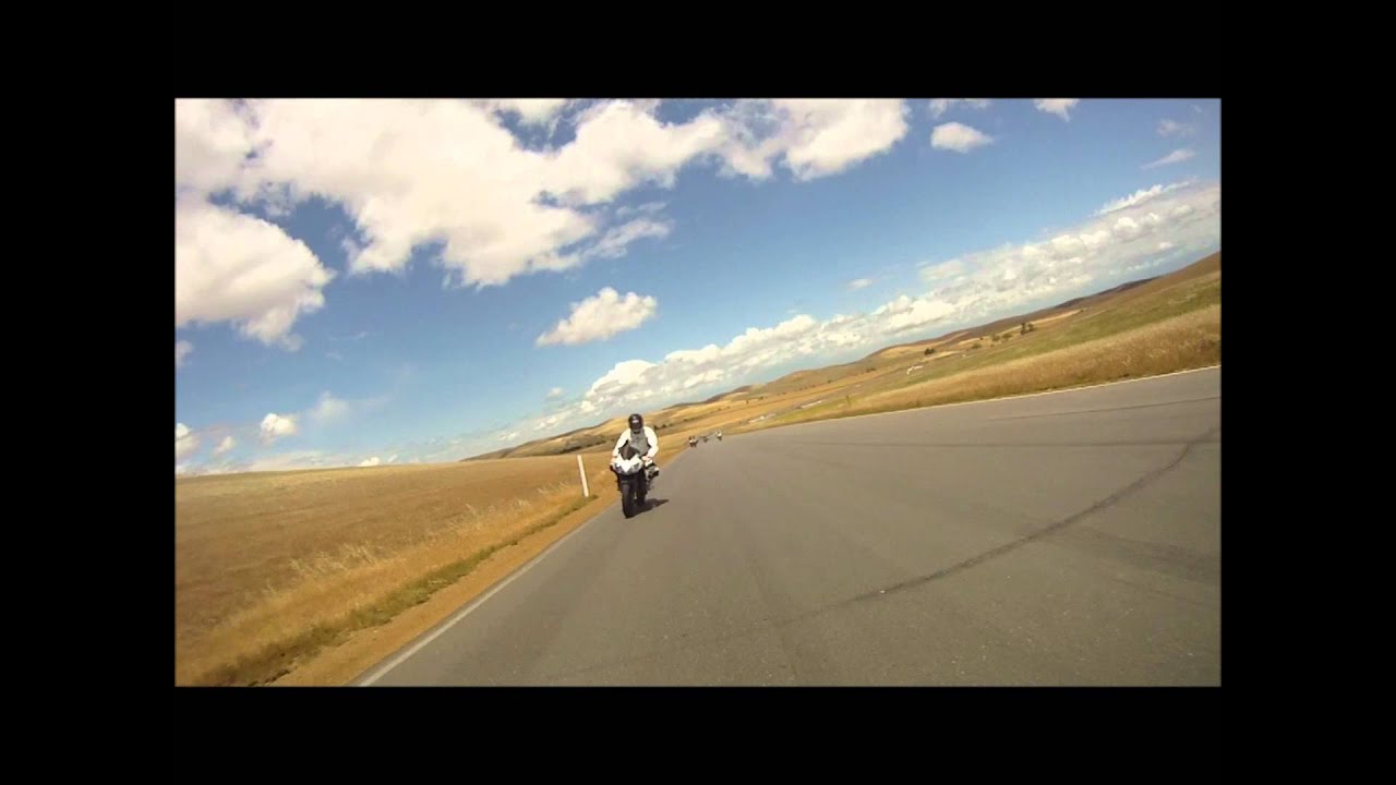 3 Lap race - YouTube