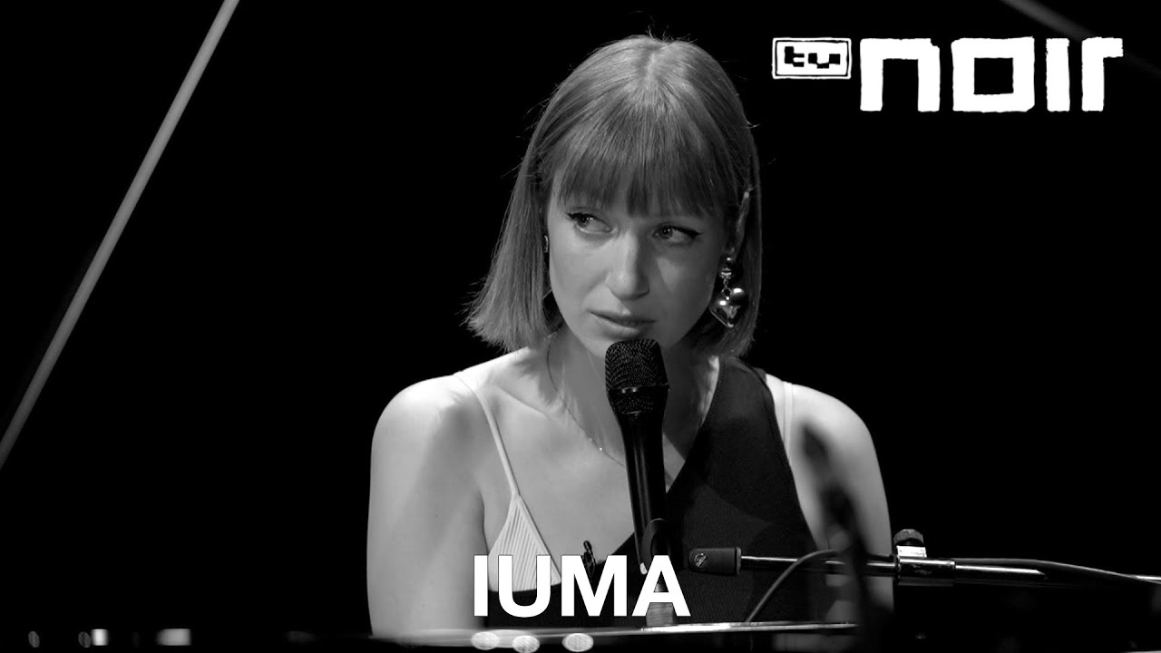 IUMA – safe space (live bei TV Noir) - YouTube
