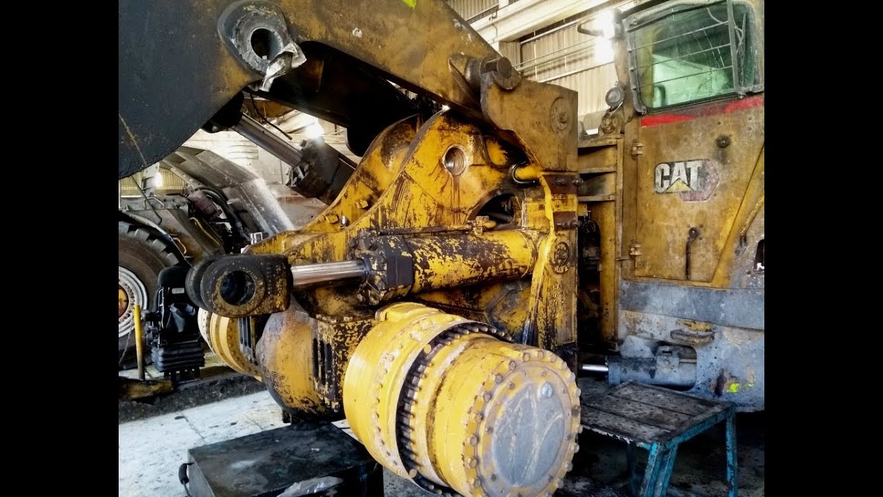 Boring line in front chassi of LHD CAT R2900 equipment. - YouTube