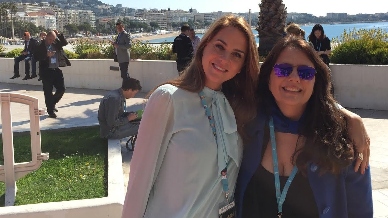Magia para la piel, Florencia Ortiz y Anna Mirabile - YouTube