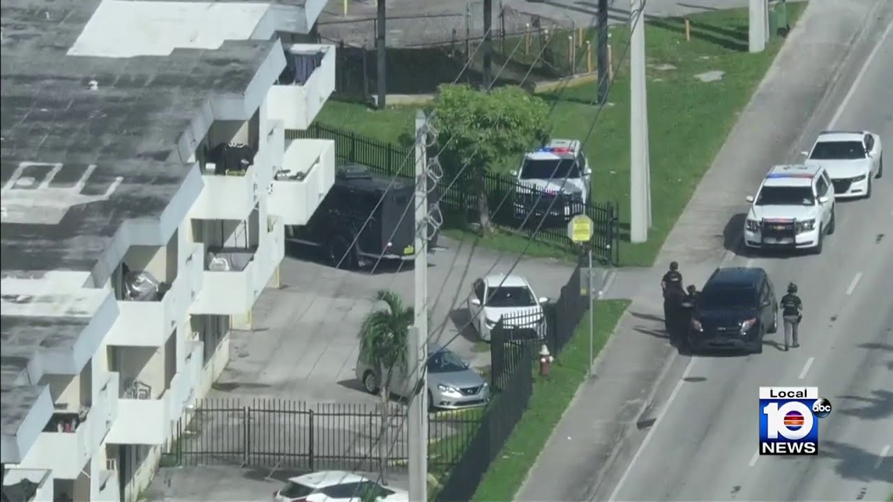 Hialeah SWAT team sets up perimeter searching for armed burglary ...