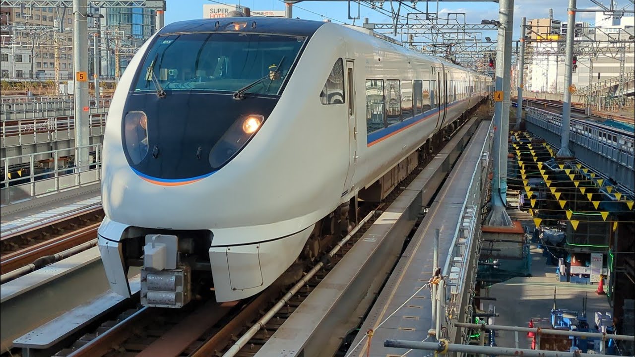 683系しらさぎ色W35編成しらさぎ8号名古屋行名古屋駅入線 - YouTube