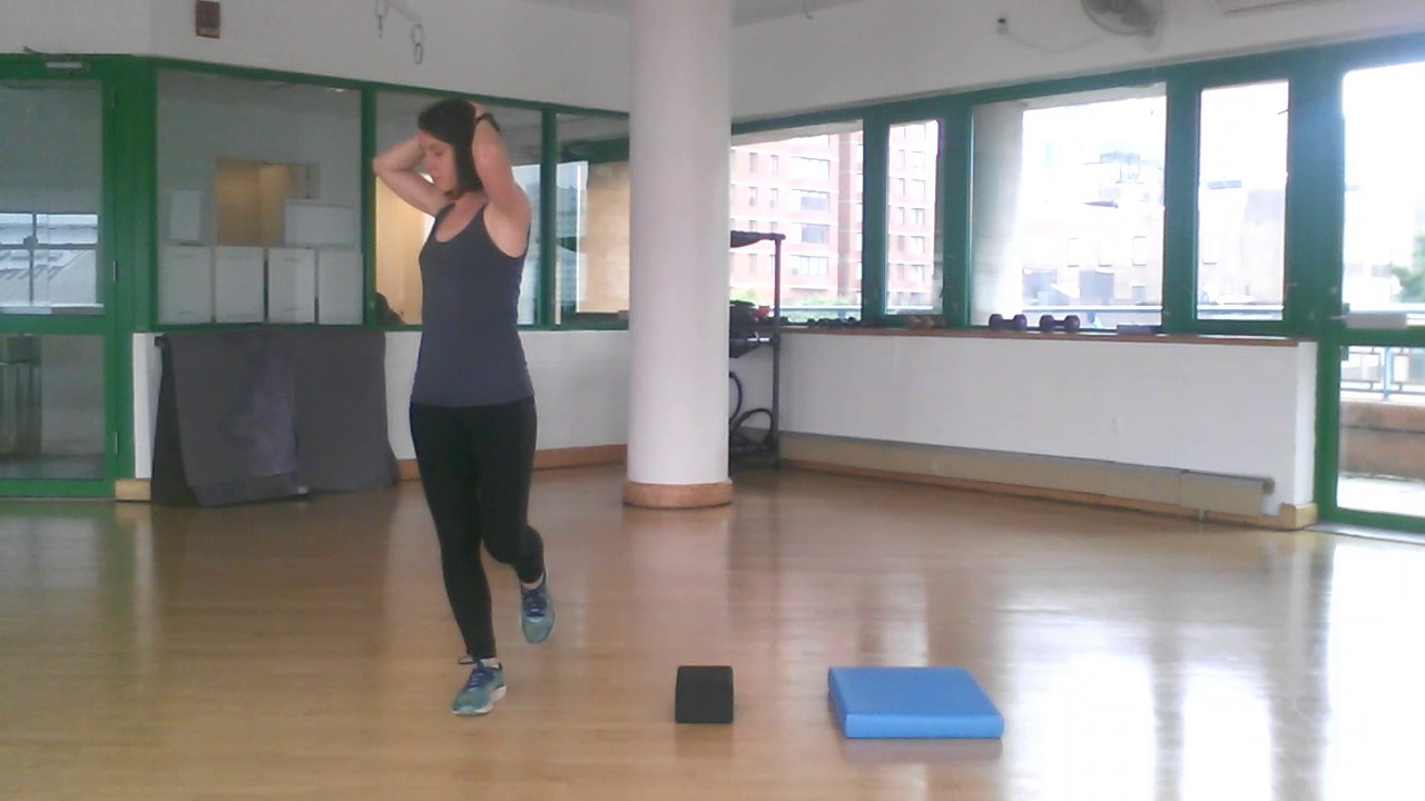 Day 125. Single leg balance with upper body rotation - YouTube