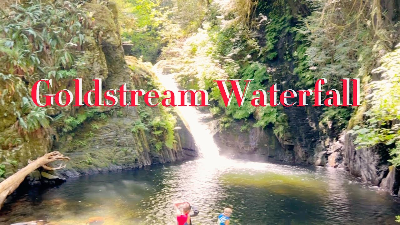 Goldstream Waterfall，Vancouver Island - YouTube