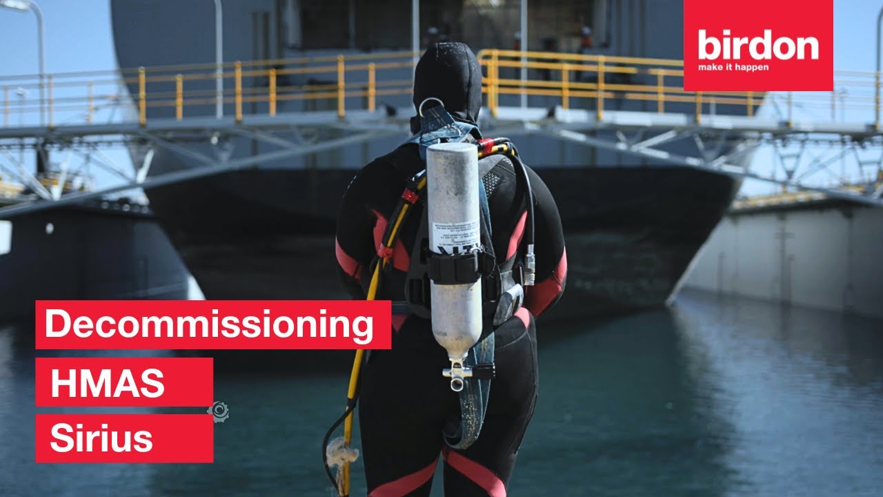 The Decommissioning of Ex-HMAS Sirius - YouTube