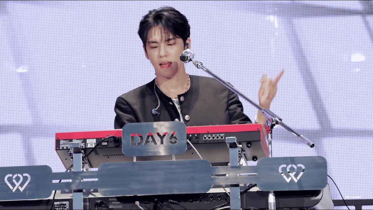 250830 Disco Day - 원필 직캠 WONPIL 4K focus cam | DAY6 10th Anniversary Tour〈The DECADE〉 - YouTube