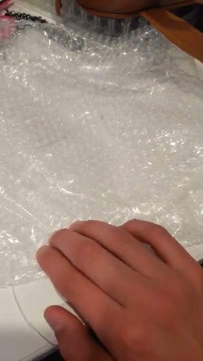 Bubble wrap - YouTube