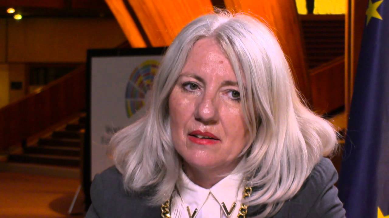 Dusica DAVIDOVIC, SOC Serbia, Member of the Congress - YouTube