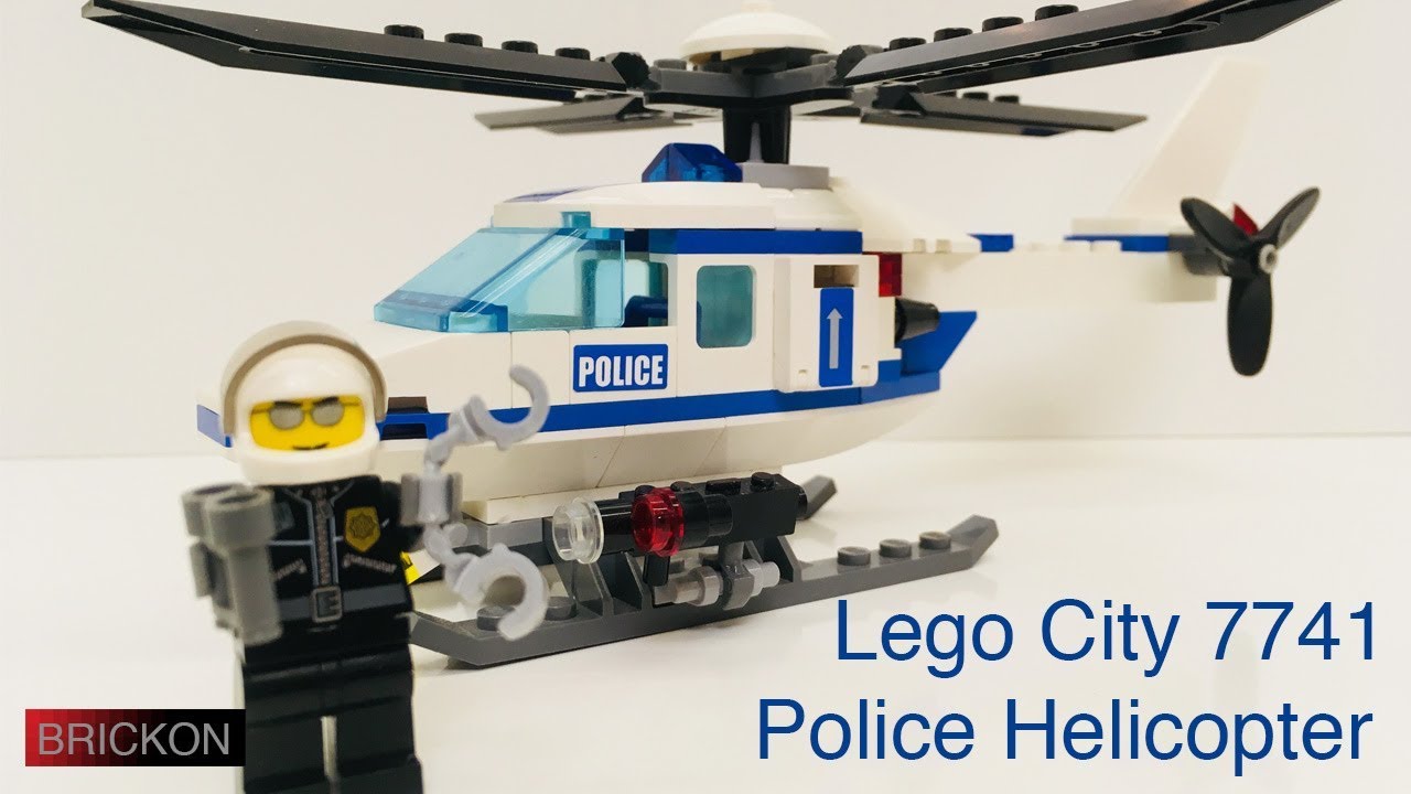 Lego City Police Helicopter 7741: 360 view on turntable (Lazy Susan ...