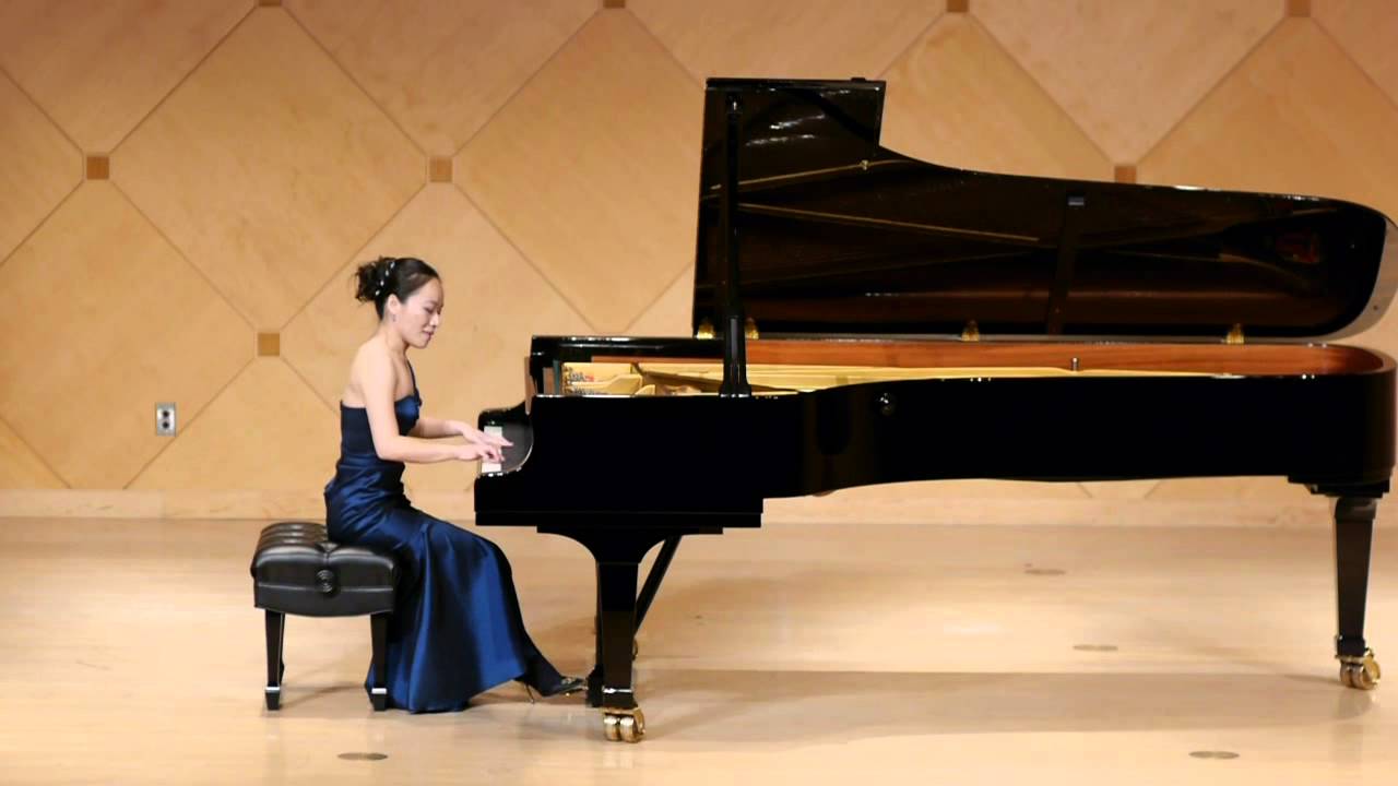 Beethoven Six Variations on an Original Theme, Op. 34 (1/2) - YouTube