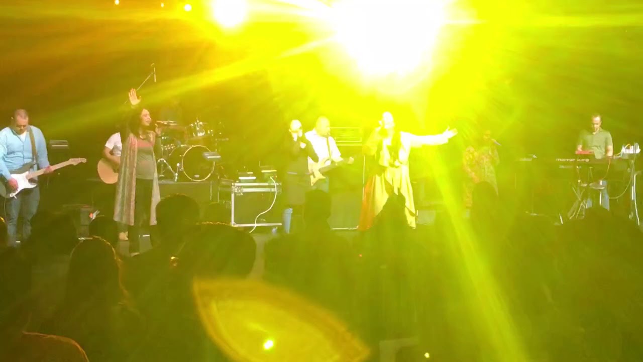 Virginia Brito en Concierto 2018 - YouTube