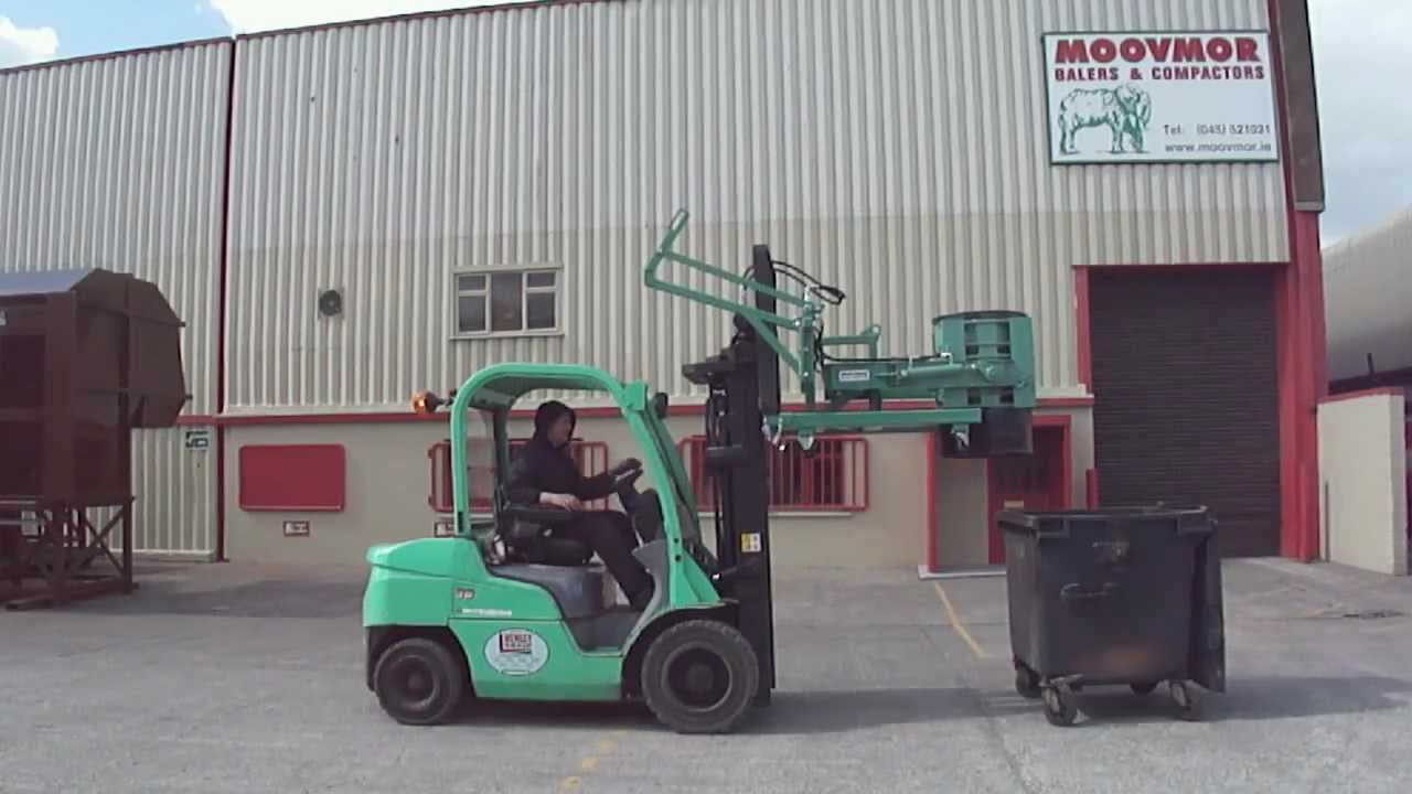 Moovmor Eng - 200L Drum Forklift Mounted Tipper.AVI - YouTube