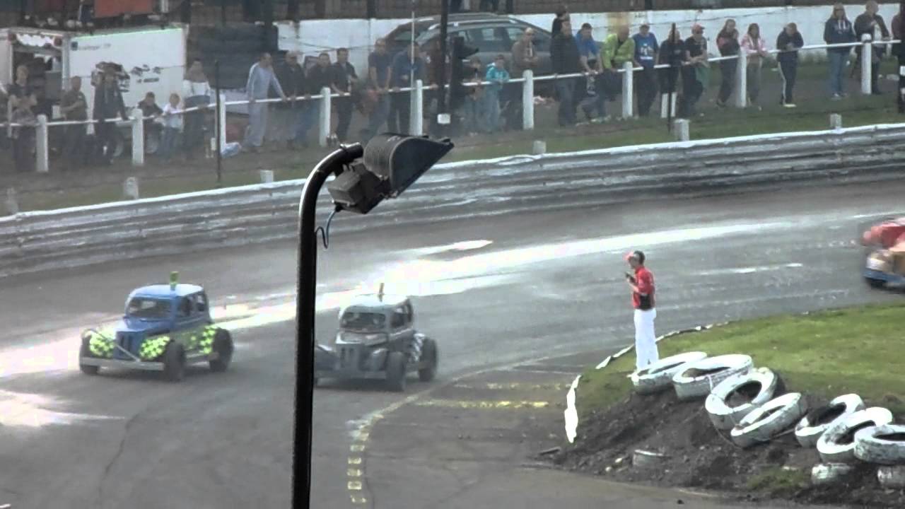 Rebel Racers Hednesford Hills Raceway 2013 Crash - YouTube