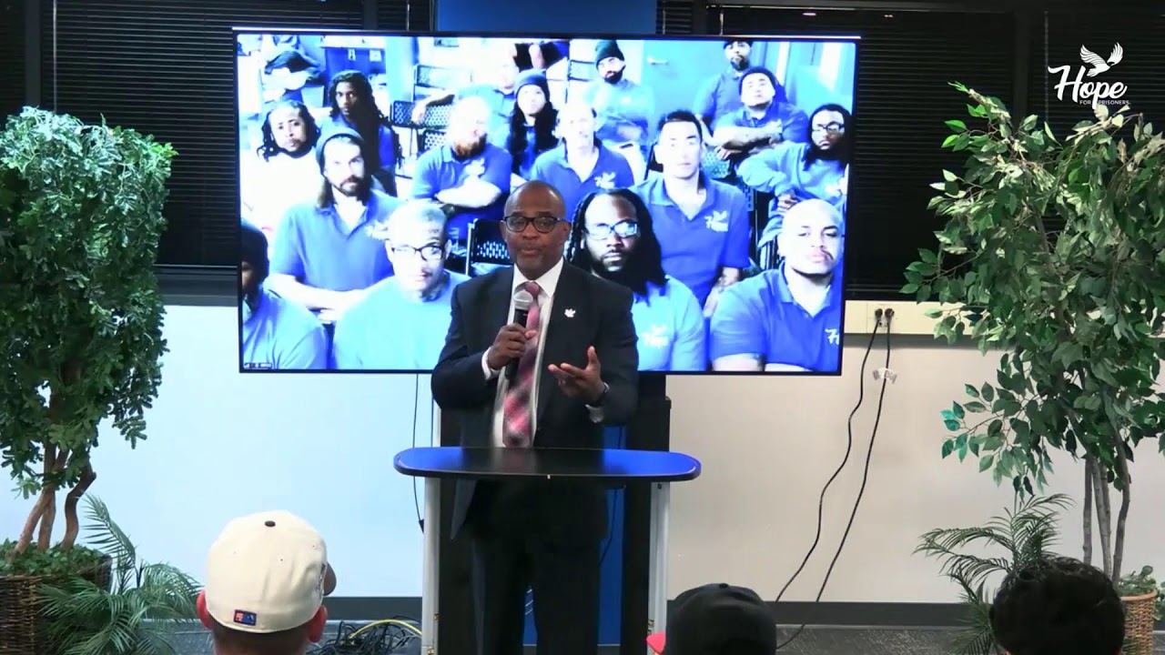 Tuesday Night Huddle Up! - YouTube