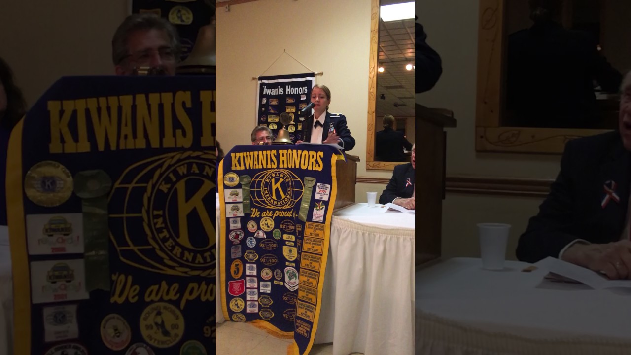 Major Michelle Ruehl's Veterans Day speech - YouTube