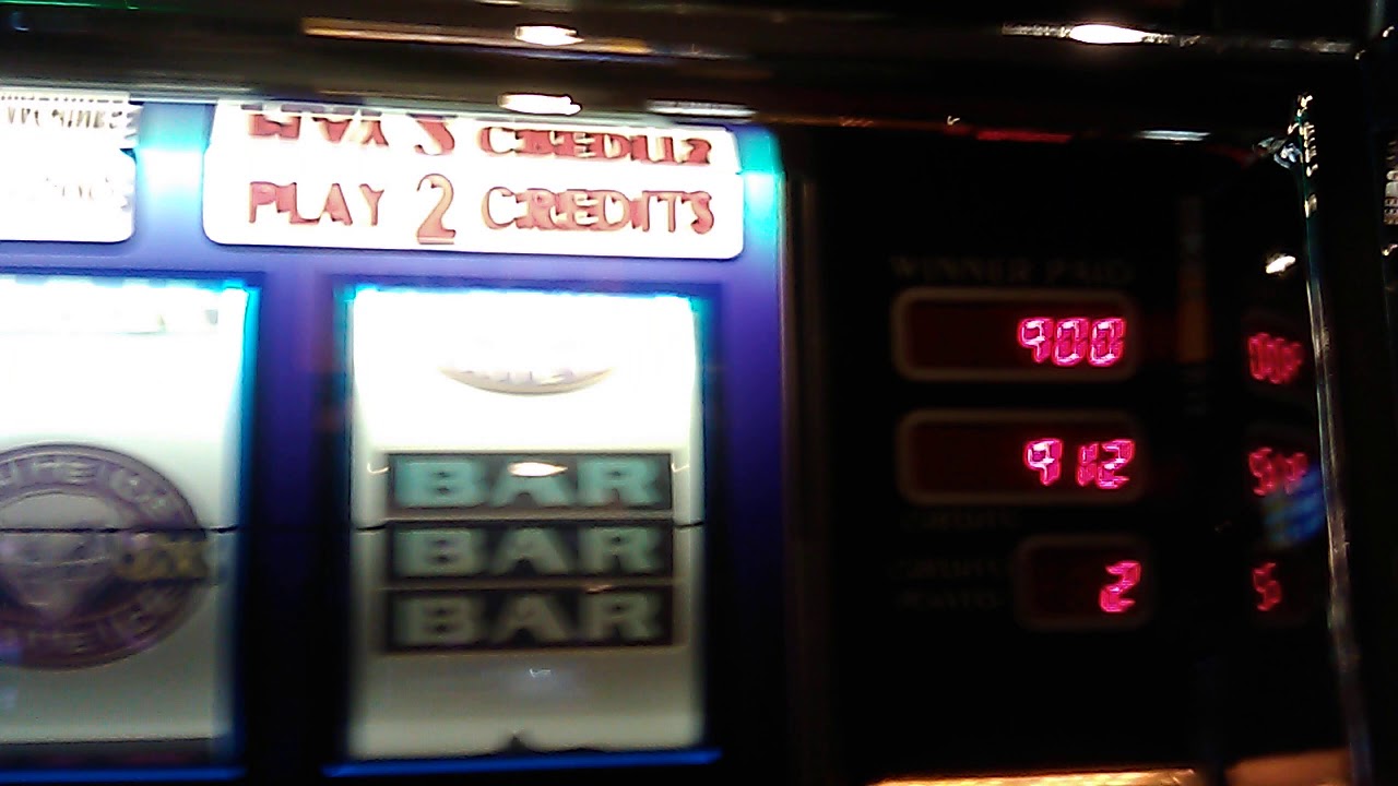 Triple White Ice Slot Machine - YouTube