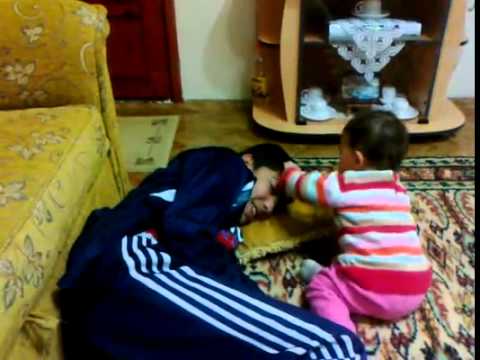 bak sen şu çocuğa