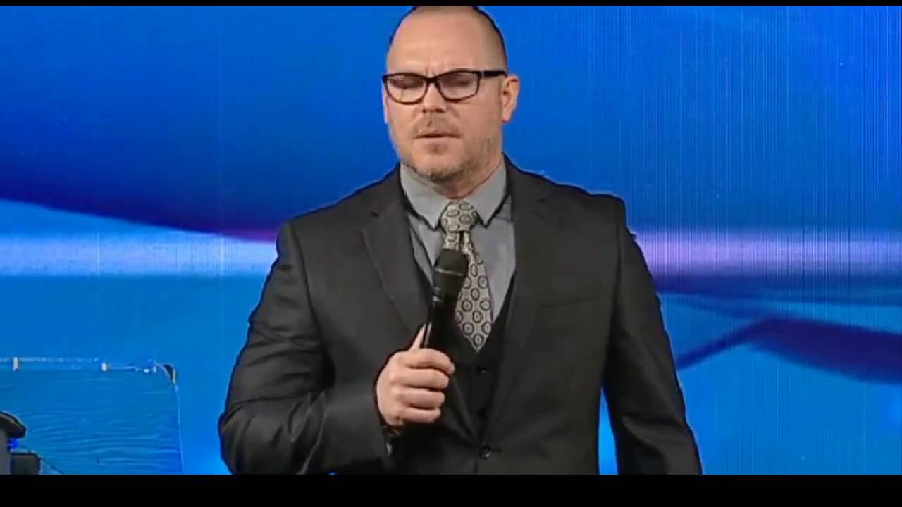 Dr. Shane Perry Sr. at The Potters House with Bishop TD Jakes - YouTube