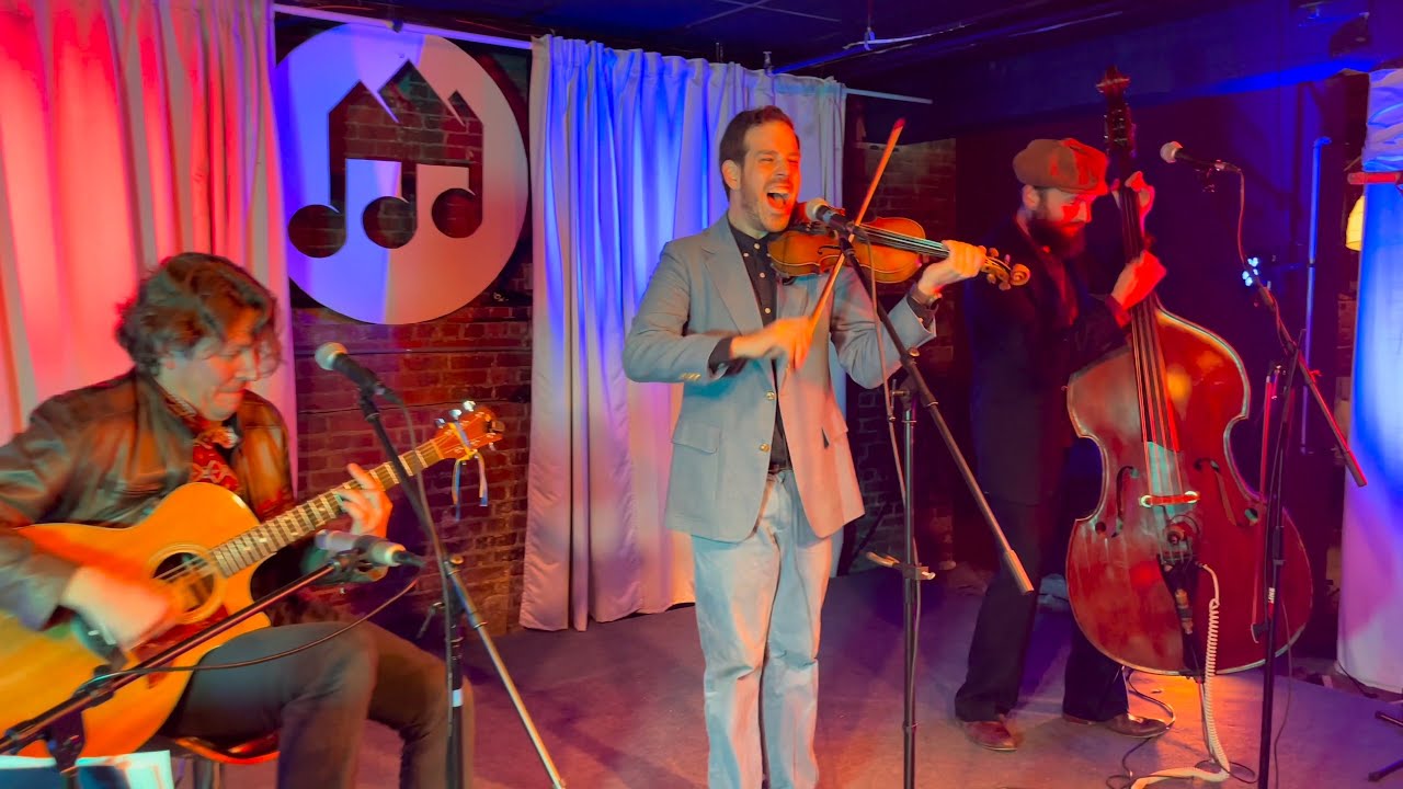 Rob Flax's Boom Chick Trio LIVE: Alpaca Noir and Send Me The Recipe ...