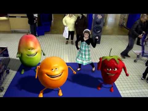 Oasis Fruit Show Lilia A - Cora - Wittenheim - YouTube