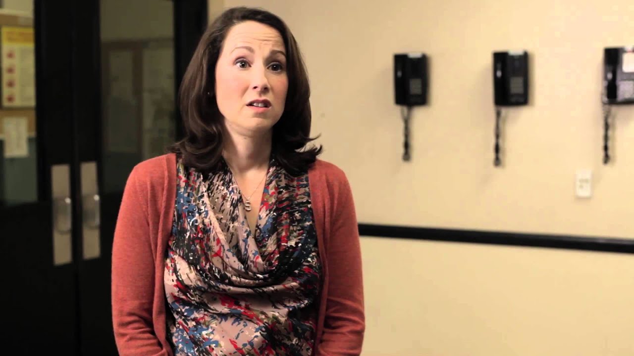 Accountemps "Hello" :60 - YouTube