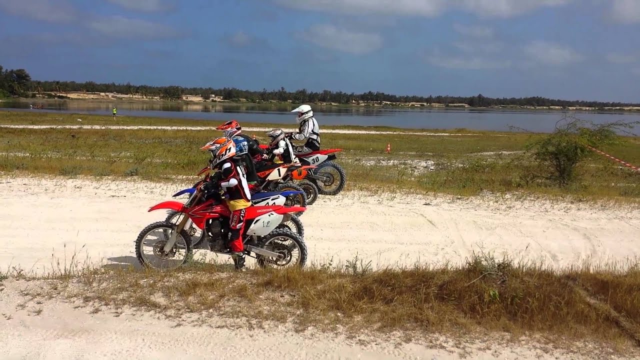 Moto Cross Junior dakar Senegal (Lac rose) - YouTube