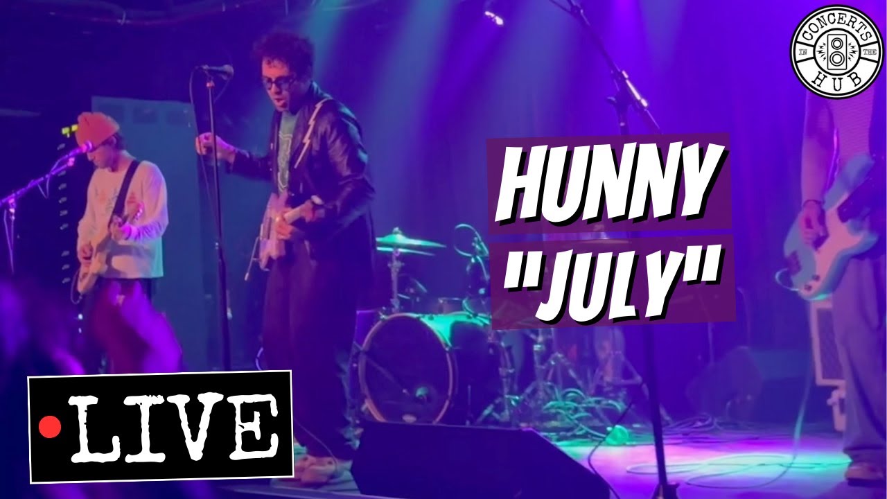 HUNNY "July" LIVE - YouTube