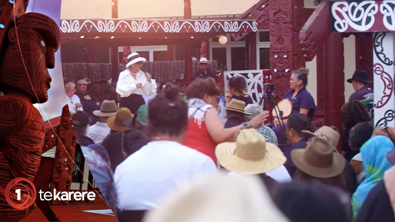 Panelists discuss te ao Māori issues at hui-aa-motu - YouTube