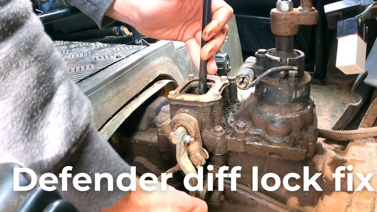 Fixing the diff lock on my Land Rover Defender Wolf - YouTube