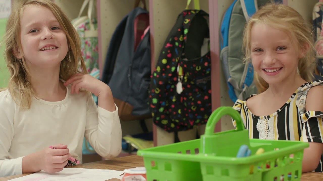 First Flight Elementary School Dual Language - YouTube