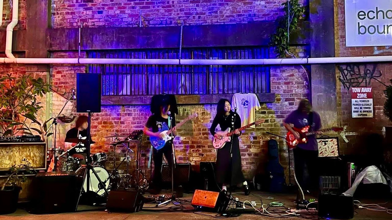 blue diner. carpark live set @ echo & bounce (30th gig) - YouTube