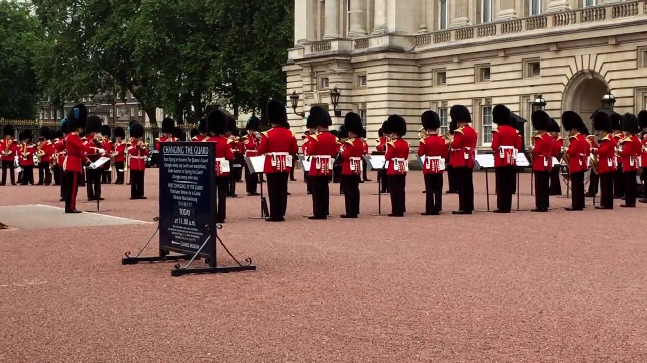 007 theme song played by the Royal guard - YouTube