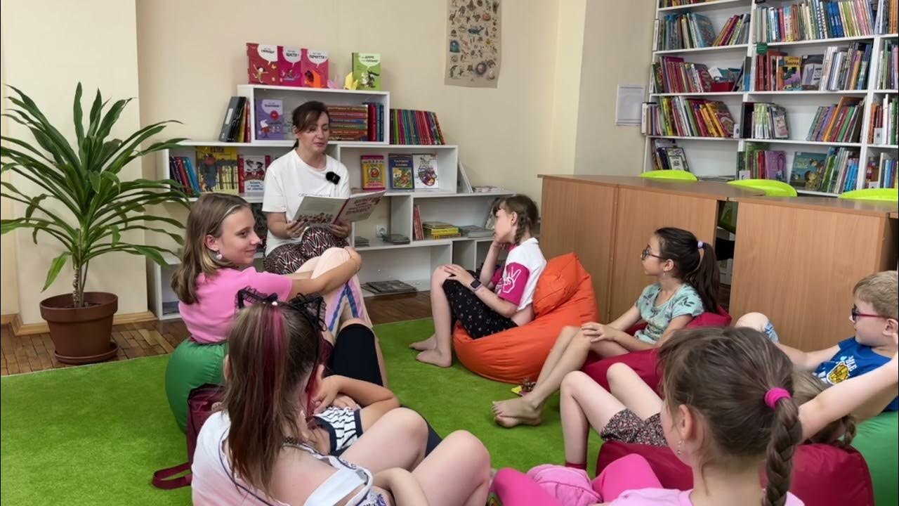 Казка українською Кузько Кузякін «Кожен хоче поцілувати принцесу