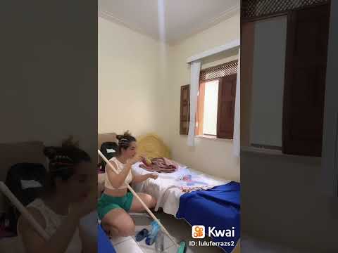 Fui limpar o quarto onde minha enteada dorme e veja só o q aconteceu