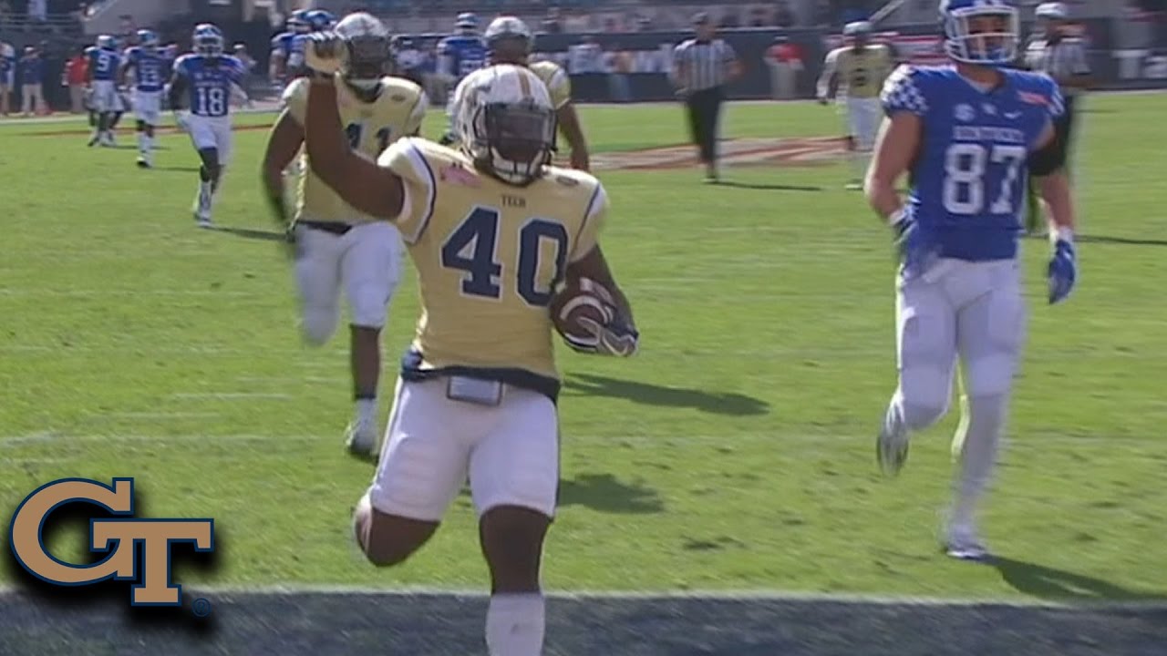 Georgia Tech's P.J. Davis Returns Fumble For A Touchdown - YouTube