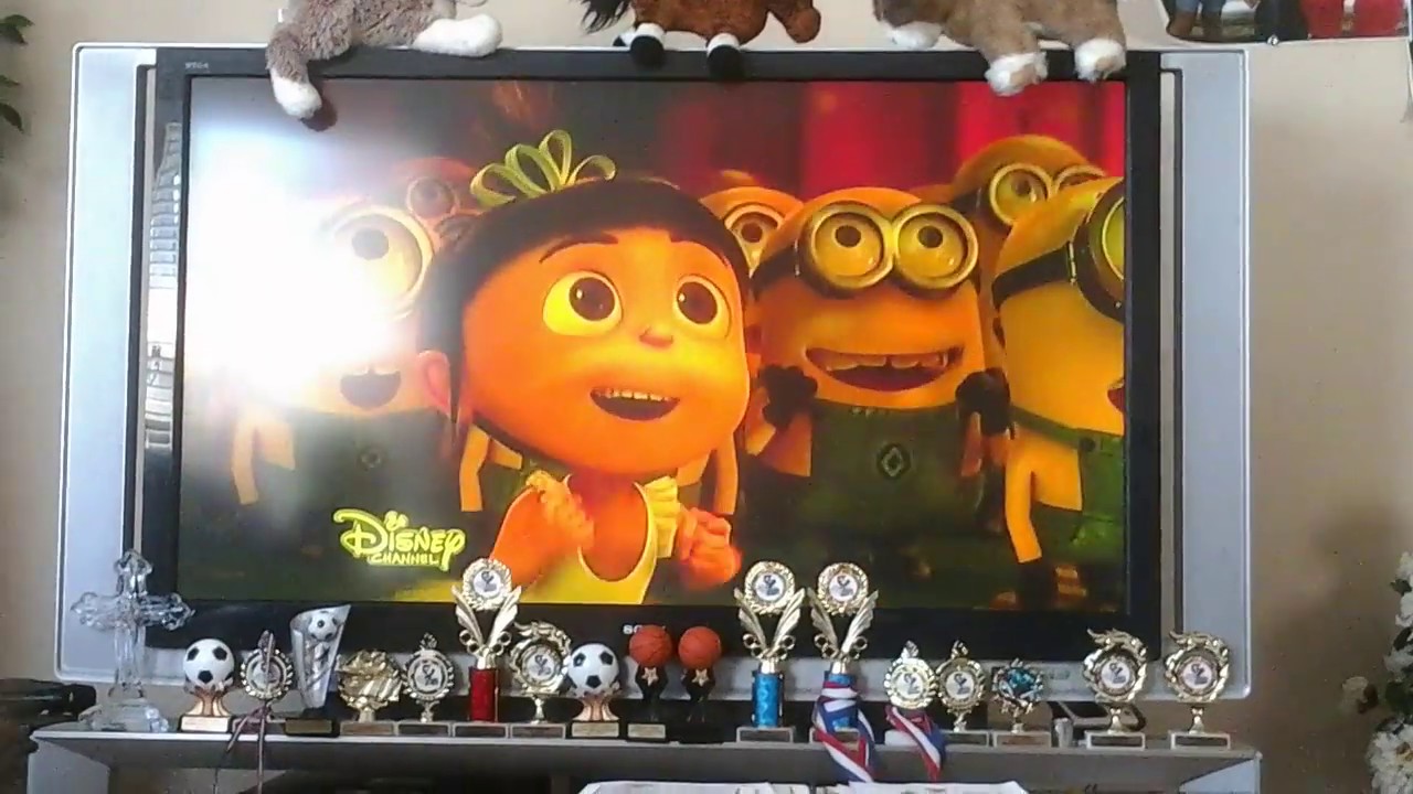 Despicable me dance party - YouTube