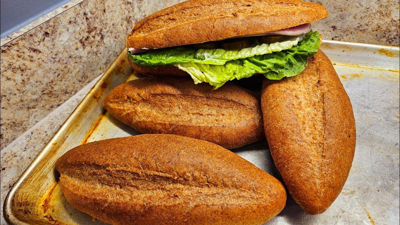 como hacer bolillos con harina integral - YouTube