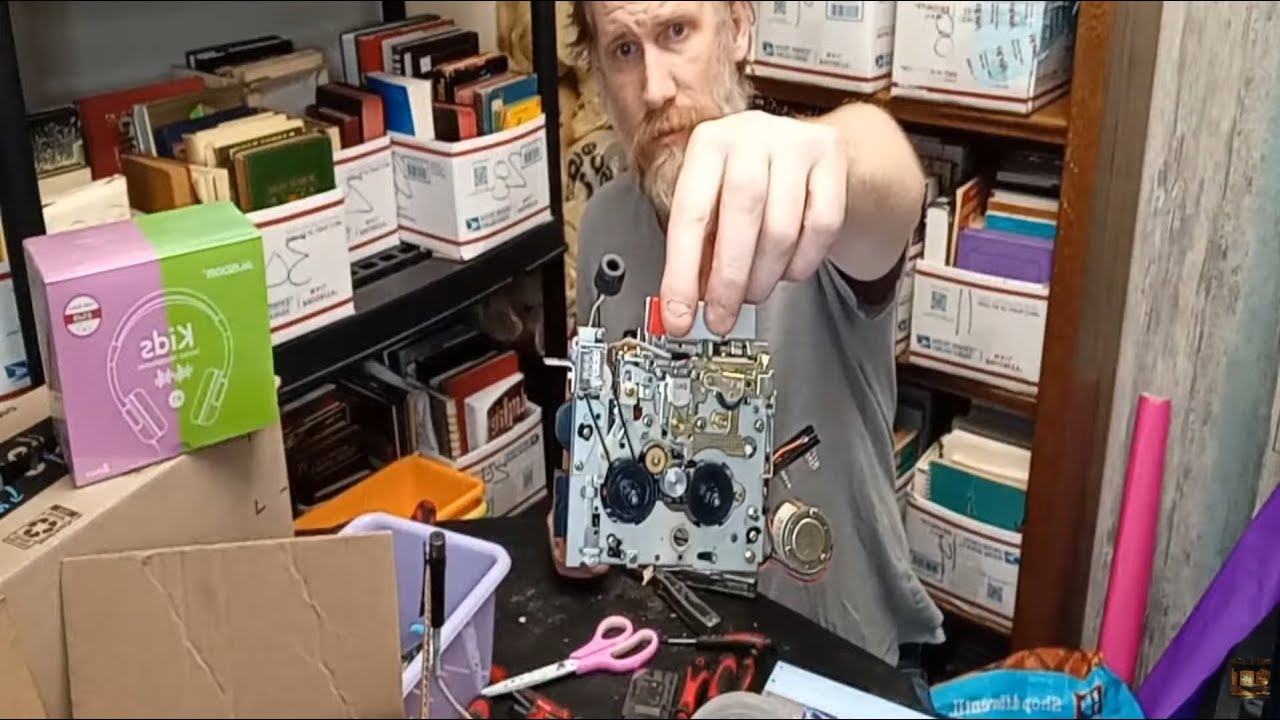 Taking Apart Dud Electronics - For Micro-Scrapping - That Didn't Sell ...