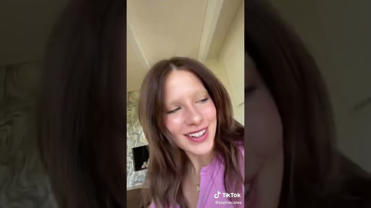 Lauv reacts to his girlfriend, Sophie Cate's new hair - YouTube