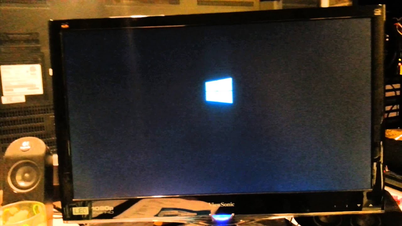 Windows 8 Black Screen Issue on new Build - YouTube