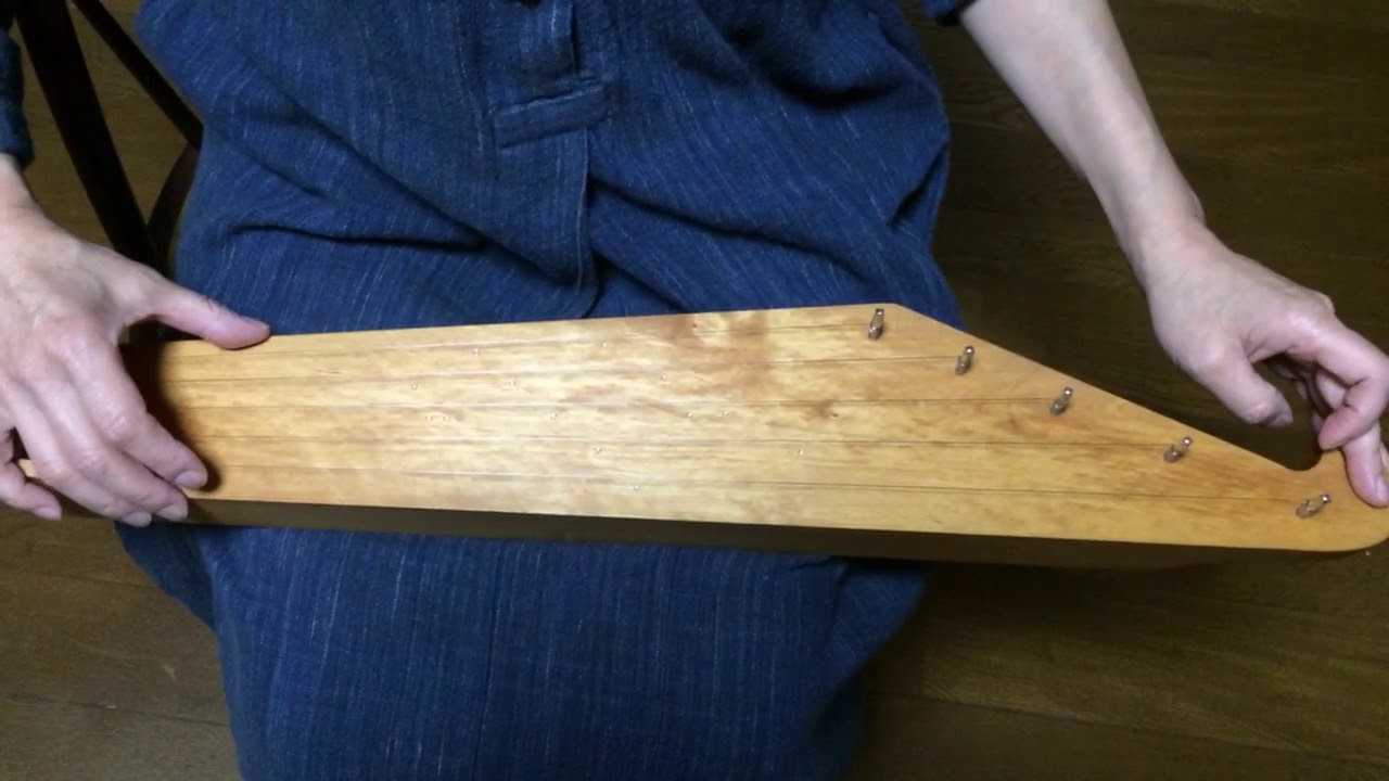 5 strings kantele mattaani - YouTube