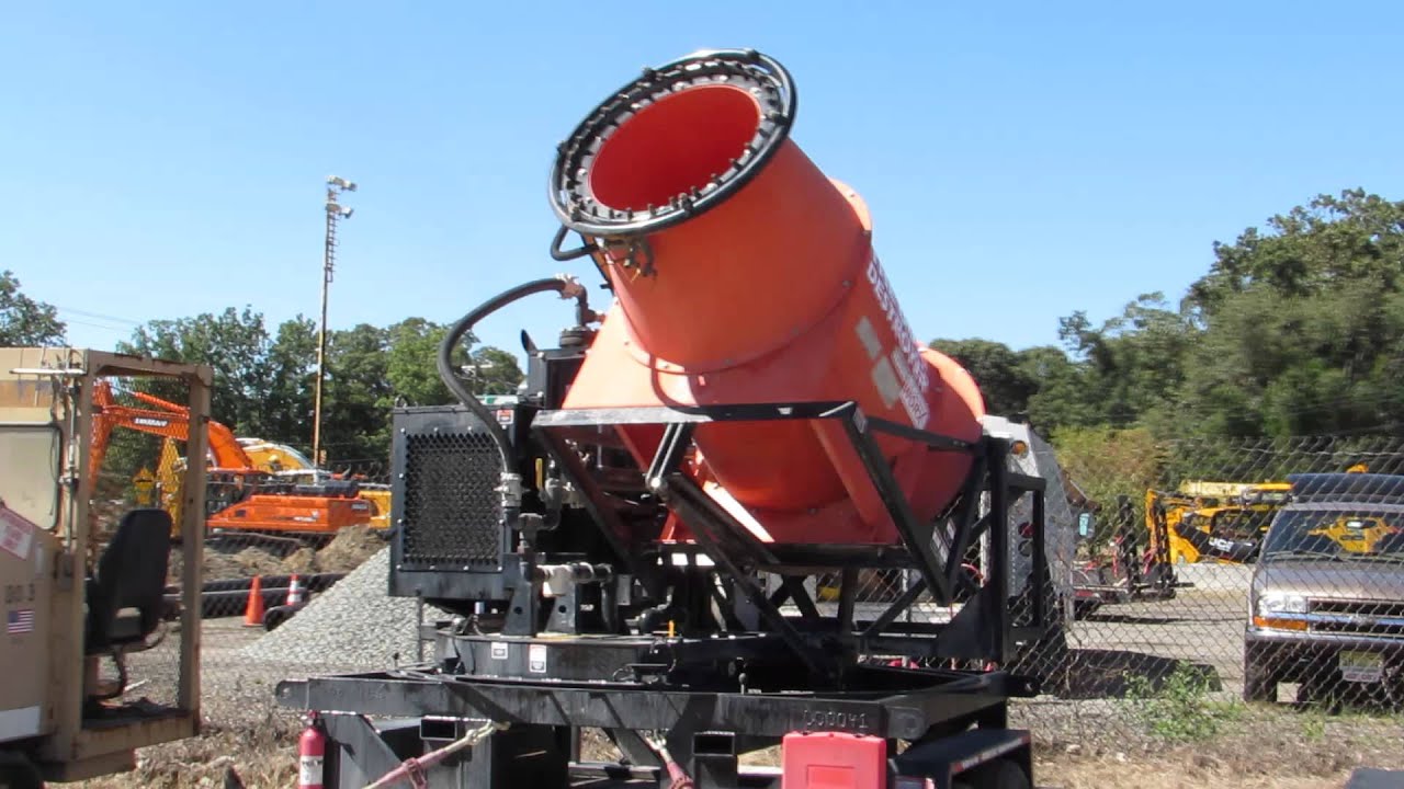 DUST DESTROYER - YouTube