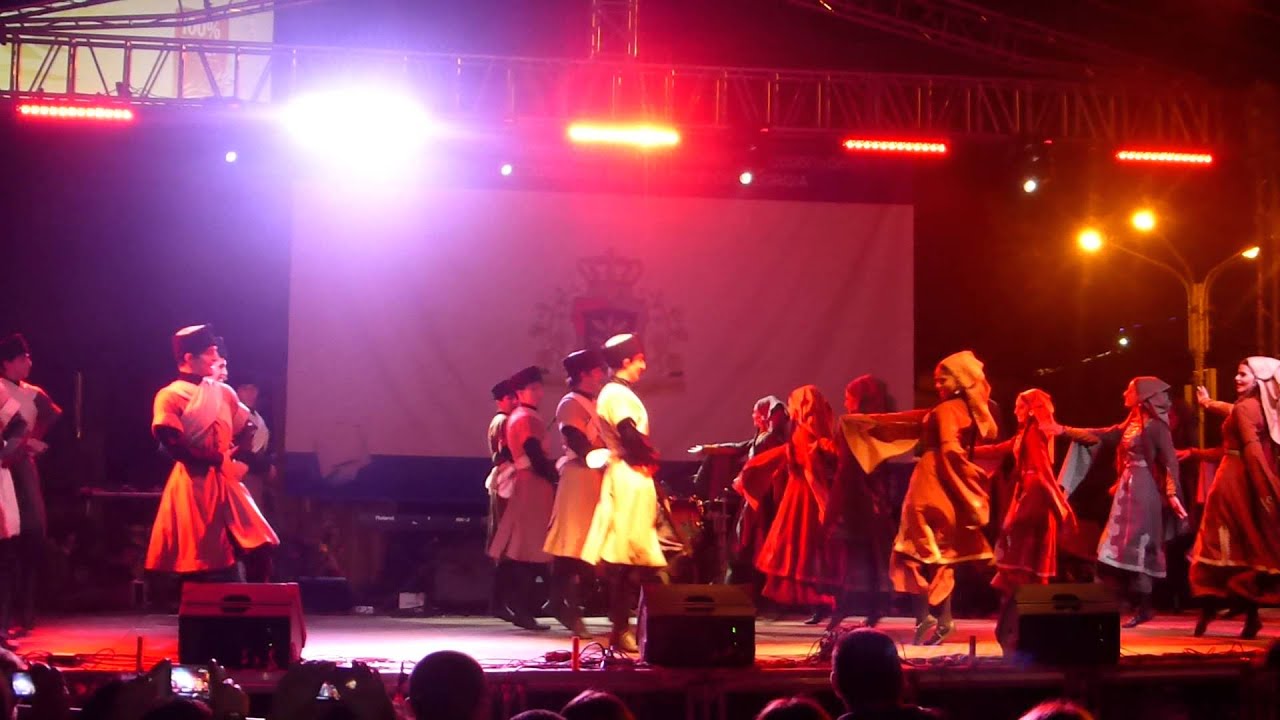 Georgian dance - Ensemble Merani - YouTube